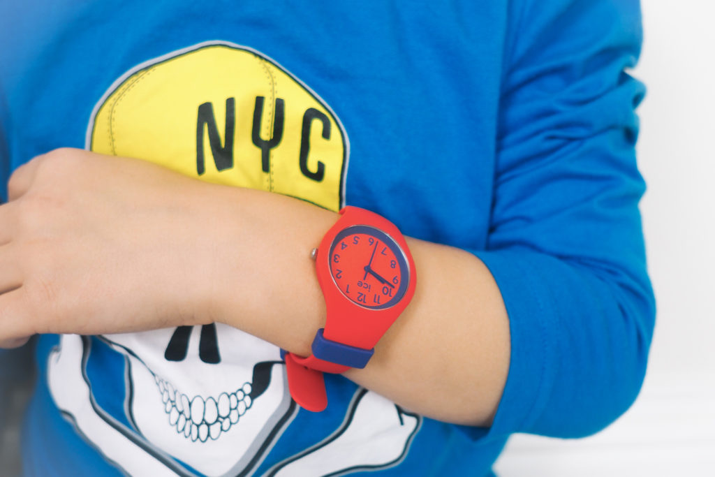 Learning to tell the time with an Ice-Watch - What Hannah Did Next
